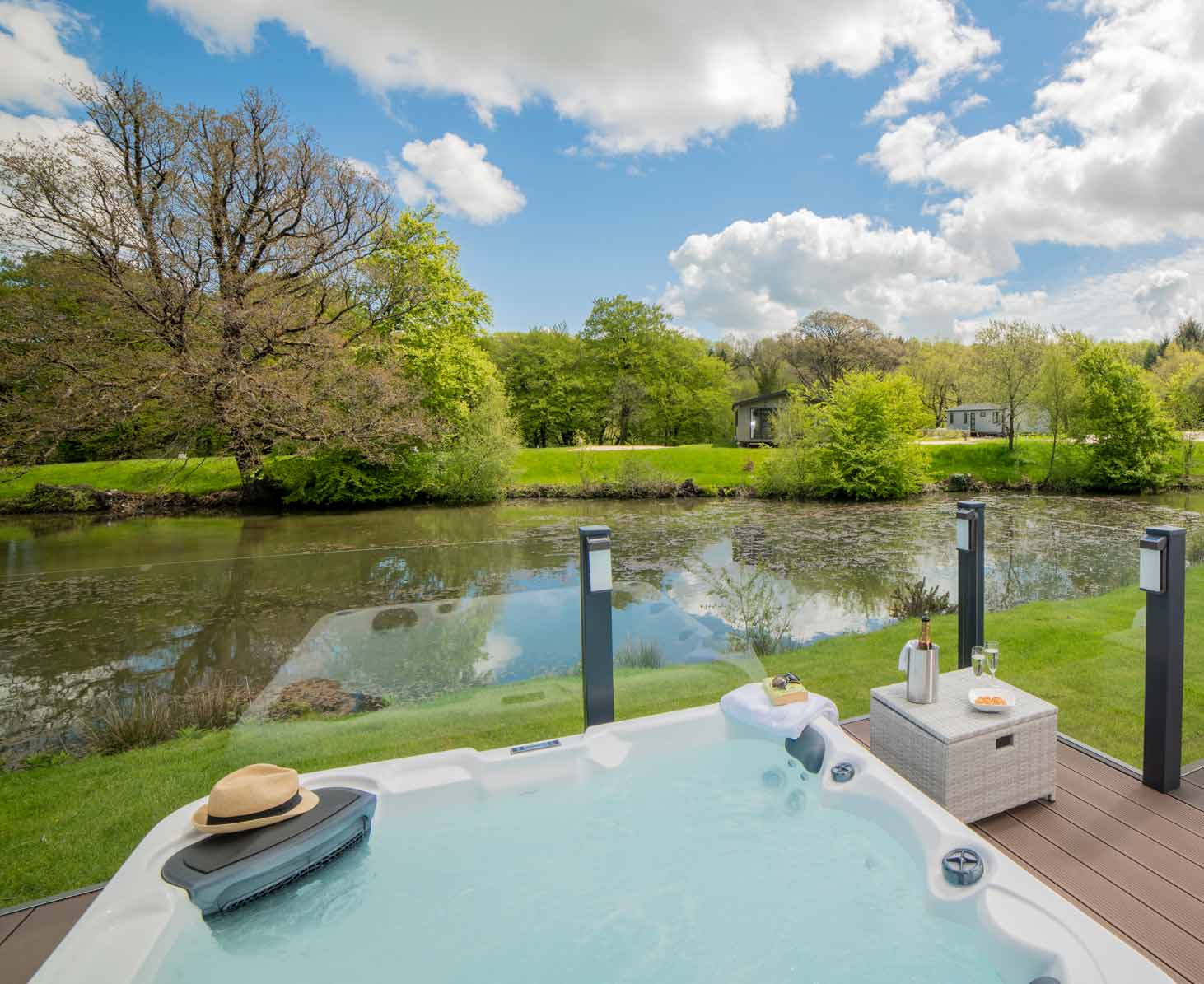 Summer Holiday Breaks in Devon | Lakeview Manor