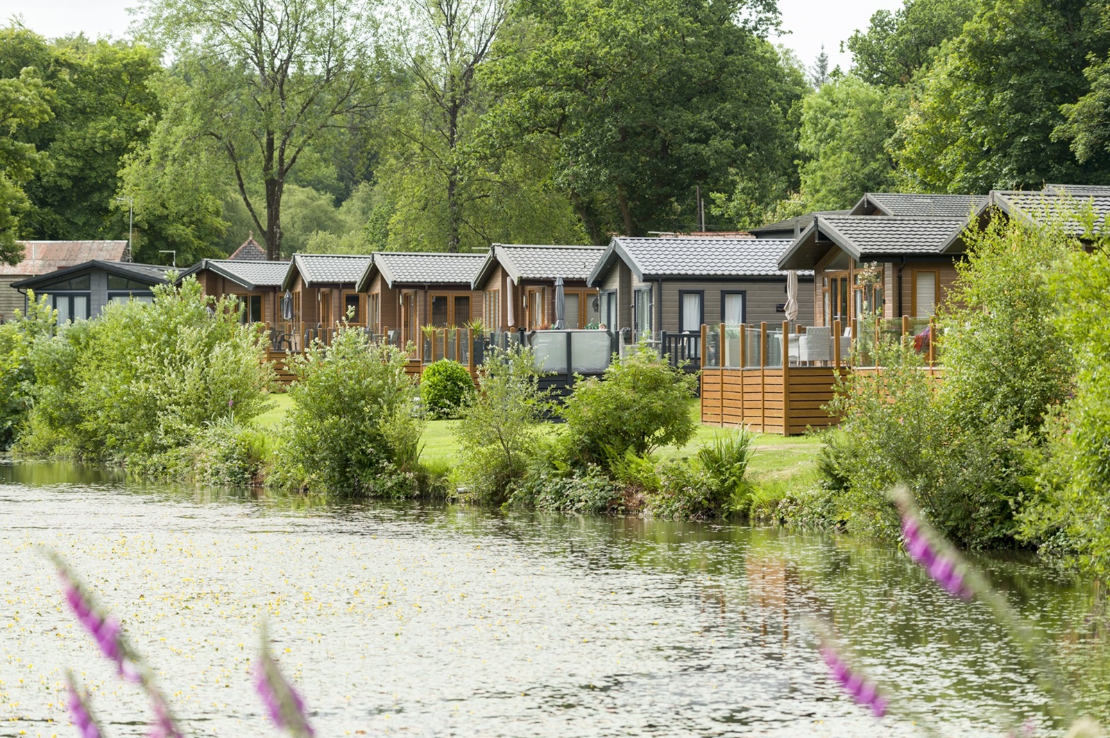 Luxury Holiday Lodges in the Devon Countryside | Lakeview Manor